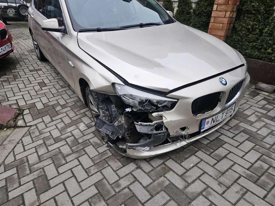 Brown BMW 530 Gran Turismo 2011 in Panevezys, with an engine capacity of 2.99 L and mileage of 239 thousand km for 4950 €, photo 2 on AUTOMOTO.COM.LV