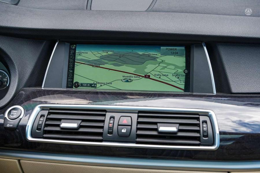 Brūns BMW 530 Gran Turismo 2013 Kauņa, ar dzinēja tilpumu 2.99 L un nobraukumu 208 tūkst. km par 12750 €, foto 21 vietnē AUTOMOTO.COM.LV