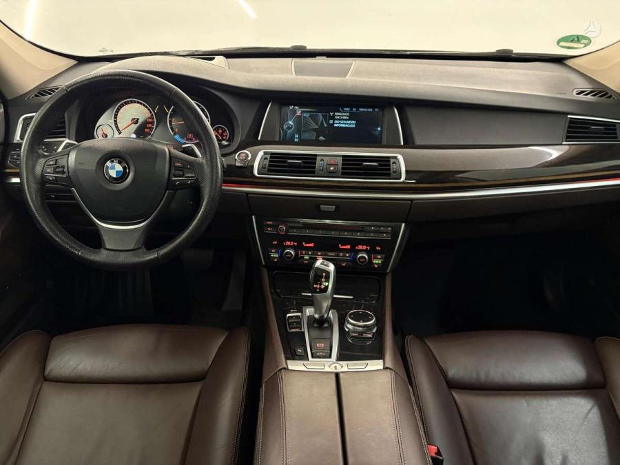 Brūns BMW 530 Gran Turismo 2014 Marijampole, ar dzinēja tilpumu 2.99 L un nobraukumu 279 tūkst. km par 14750 €, foto 18 vietnē AUTOMOTO.COM.LV