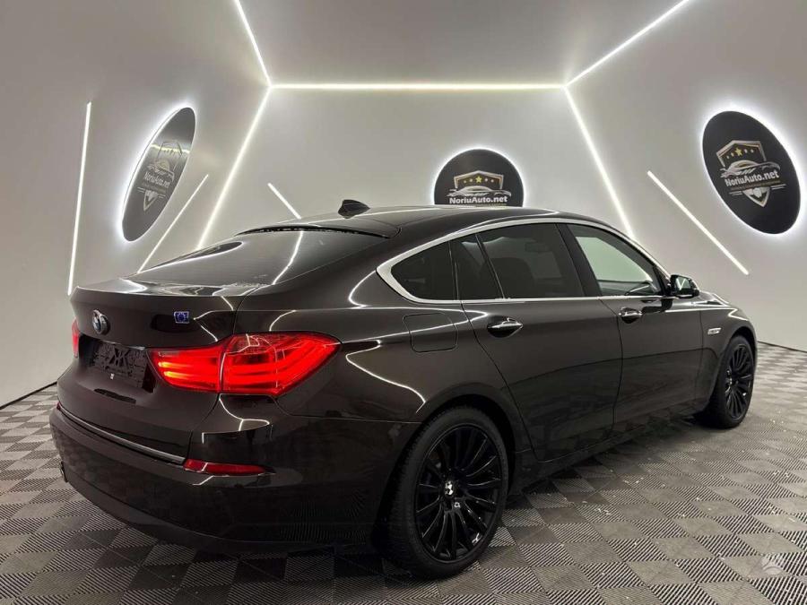 Brūns BMW 530 Gran Turismo 2014 Marijampole, ar dzinēja tilpumu 2.99 L un nobraukumu 279 tūkst. km par 14750 €, foto 33 vietnē AUTOMOTO.COM.LV