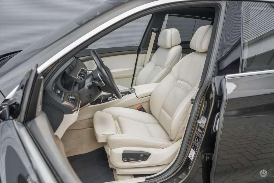 Коричневый БМВ 530 Gran Turismo 2015 в Каунас, объемом двигателя 3.00 л и пробегом 149 тыс. км за 16999 €, фото 7 на AUTOMOTO.COM.LV