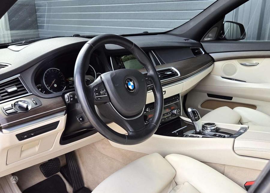 Brūns BMW 530 Gran Turismo 2015 Kauņa, ar dzinēja tilpumu 3.00 L un nobraukumu 149 tūkst. km par 16999 €, foto 20 vietnē AUTOMOTO.COM.LV