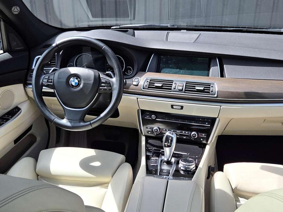 Brūns BMW 530 Gran Turismo 2015 Kauņa, ar dzinēja tilpumu 3.00 L un nobraukumu 149 tūkst. km par 16999 €, foto 3 vietnē AUTOMOTO.COM.LV