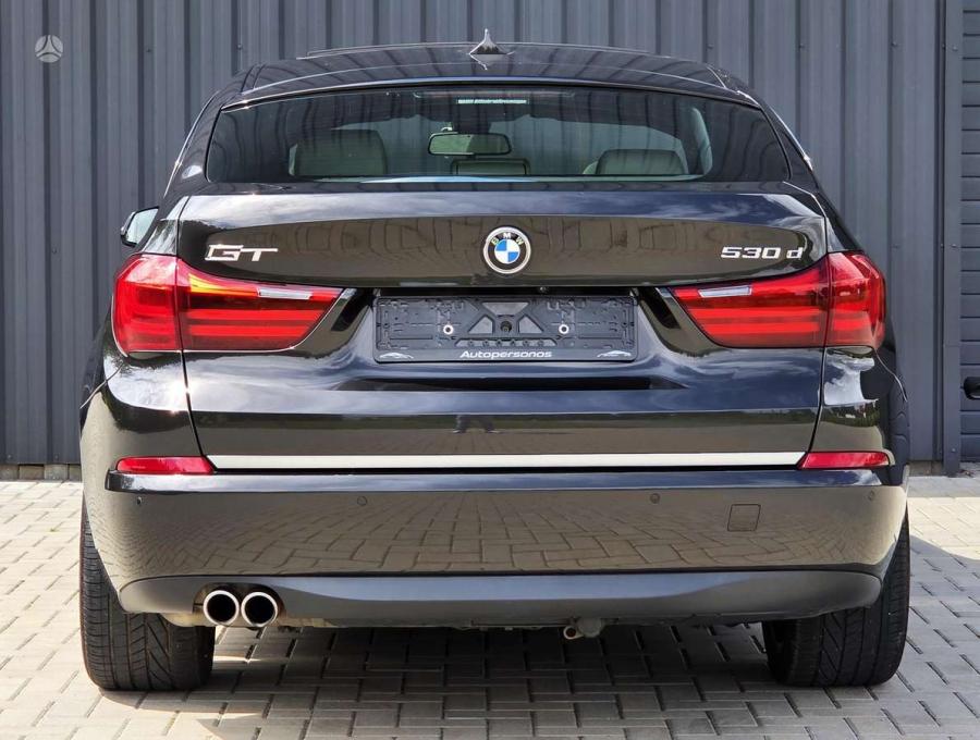 Brūns BMW 530 Gran Turismo 2015 Kauņa, ar dzinēja tilpumu 3.00 L un nobraukumu 149 tūkst. km par 16999 €, foto 13 vietnē AUTOMOTO.COM.LV