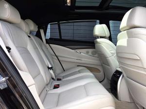 Brūns BMW 530 Gran Turismo 2015 Kauņa, ar dzinēja tilpumu 3.00 L un nobraukumu 149 tūkst. km par 16999 €, foto 23 vietnē AUTOMOTO.COM.LV