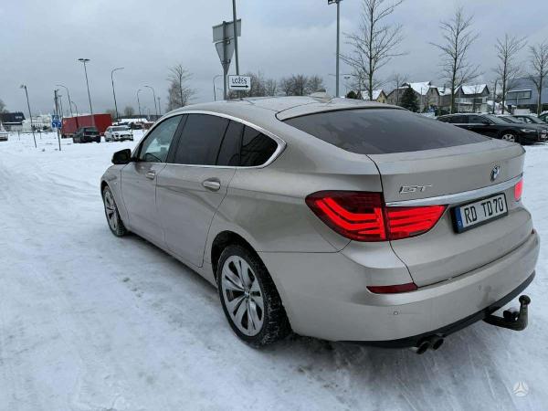 Brown BMW 530 Gran Turismo 2010 in Plunge, with an engine capacity of 3.00 L and mileage of 373 thousand km for 7300 €, photo 4 on AUTOMOTO.COM.LV