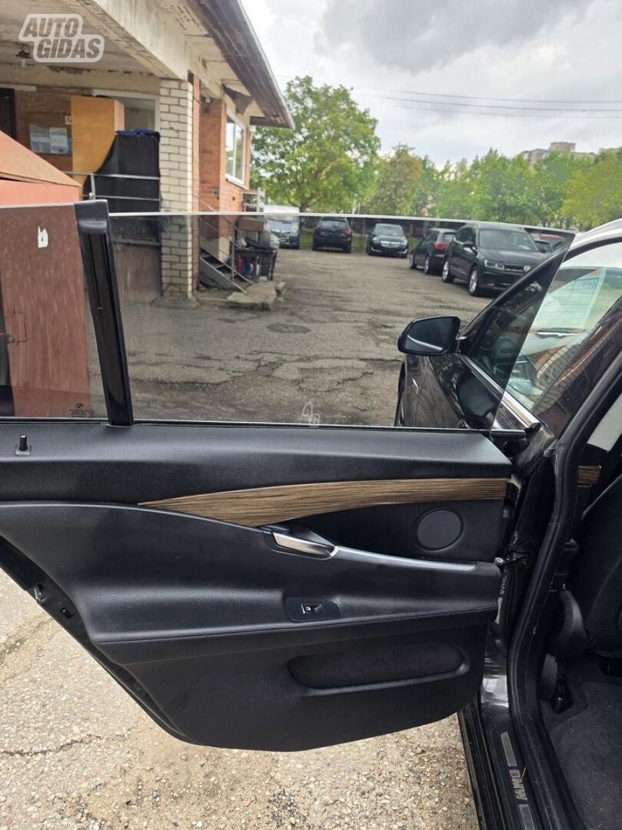 BMW 530 Gran Turismo 2016 in Vilnius, with an engine capacity of 3.00 L and mileage of 366 thousand km for 12500 €, photo 13 on AUTOMOTO.COM.LV