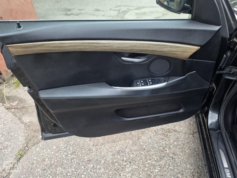 BMW 530 Gran Turismo 2016 in Vilnius, with an engine capacity of 3.00 L and mileage of 366 thousand km for 12500 €, photo 19 on AUTOMOTO.COM.LV