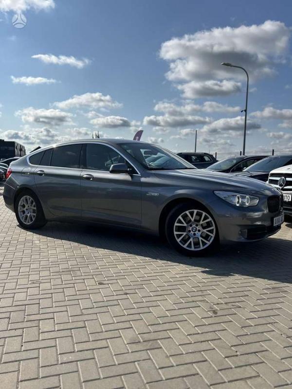 Grey BMW 530 Gran Turismo 2009 in Kaunas, with an engine capacity of 0.00 L and mileage of 386 thousand km for 7999 €, photo 10 on AUTOMOTO.COM.LV