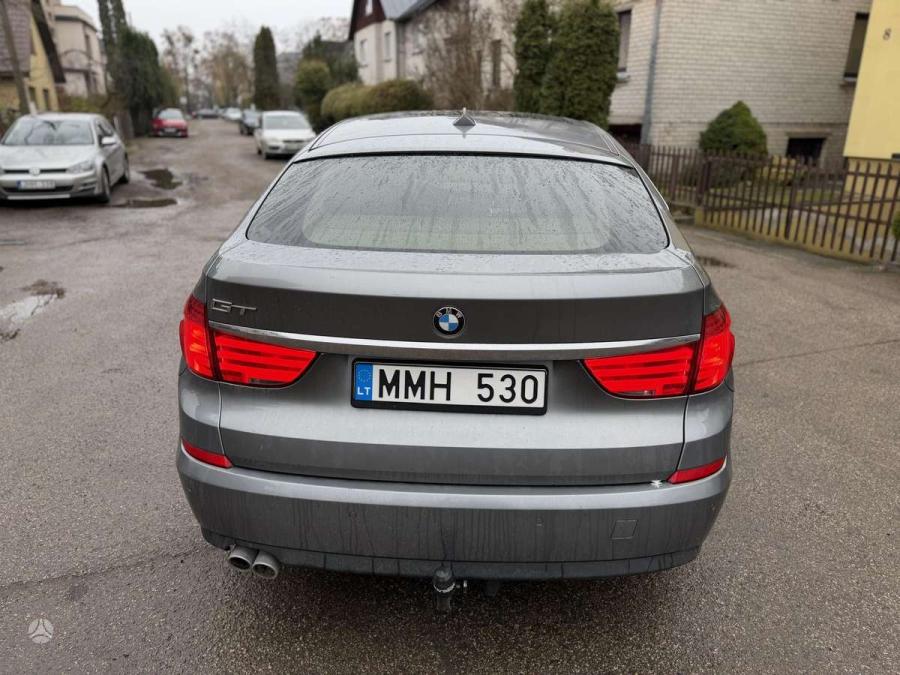 Grey BMW 530 Gran Turismo 2010 in Kaunas, with an engine capacity of 2.99 L and mileage of 320 thousand km for 7999 €, photo 7 on AUTOMOTO.COM.LV