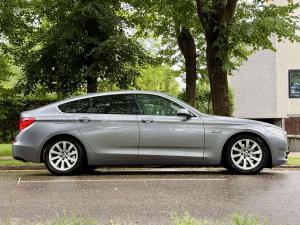 Pelēks BMW 530 Gran Turismo 2010 Kauņa, ar dzinēja tilpumu 2.99 L un nobraukumu 300 tūkst. km par 8888 €, foto 14 vietnē AUTOMOTO.COM.LV