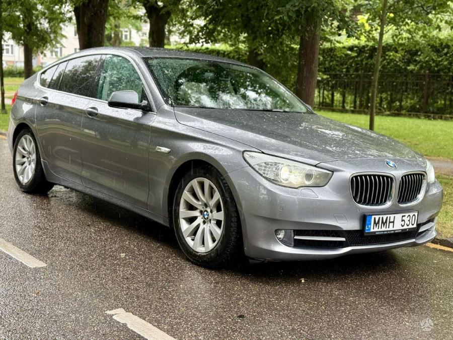 Pelēks BMW 530 Gran Turismo 2010 Kauņa, ar dzinēja tilpumu 2.99 L un nobraukumu 300 tūkst. km par 8888 €, foto 15 vietnē AUTOMOTO.COM.LV