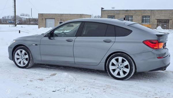 Pelēks BMW 530 Gran Turismo 2010 Klaipėda, ar dzinēja tilpumu 3.00 L un nobraukumu 400 tūkst. km par 8690 €, foto 7 vietnē AUTOMOTO.COM.LV