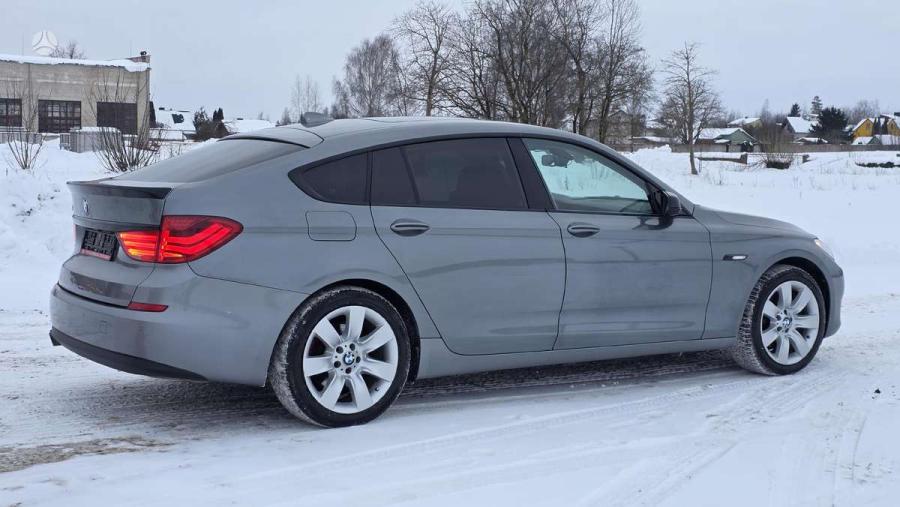 Pelēks BMW 530 Gran Turismo 2010 Klaipėda, ar dzinēja tilpumu 3.00 L un nobraukumu 400 tūkst. km par 8690 €, foto 8 vietnē AUTOMOTO.COM.LV
