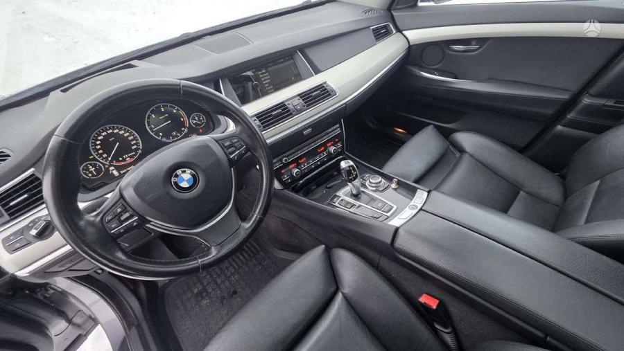Pelēks BMW 530 Gran Turismo 2010 Klaipėda, ar dzinēja tilpumu 3.00 L un nobraukumu 400 tūkst. km par 8690 €, foto 18 vietnē AUTOMOTO.COM.LV