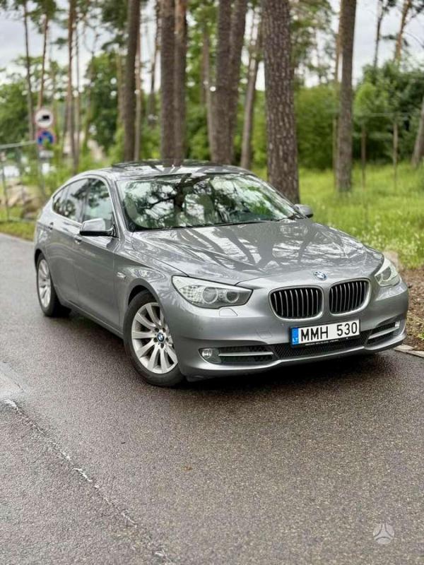 Pelēks BMW 530 Gran Turismo 2010 Kauņa, ar dzinēja tilpumu 2.99 L un nobraukumu 310 tūkst. km par 7800 €, foto 1 vietnē AUTOMOTO.COM.LV