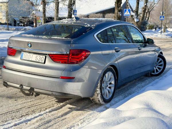 Pelēks BMW 530 Gran Turismo 2010 Kauņa, ar dzinēja tilpumu 2.99 L un nobraukumu 320 tūkst. km par 8800 €, foto 8 vietnē AUTOMOTO.COM.LV
