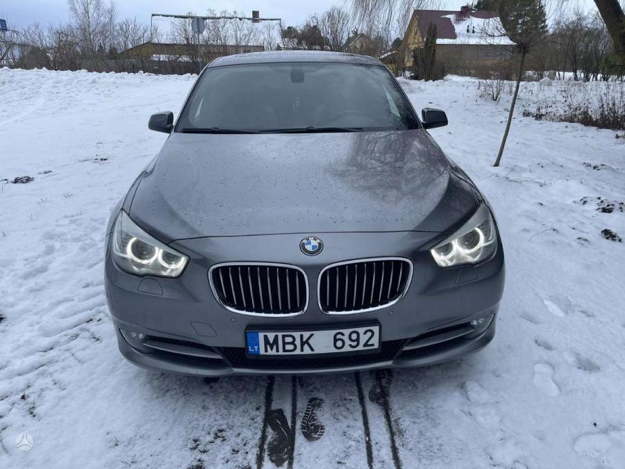 Grey BMW 530 Gran Turismo 2010 in Vilnius, with an engine capacity of 3.00 L and mileage of 280 thousand km for 8250 €, photo 8 on AUTOMOTO.COM.LV