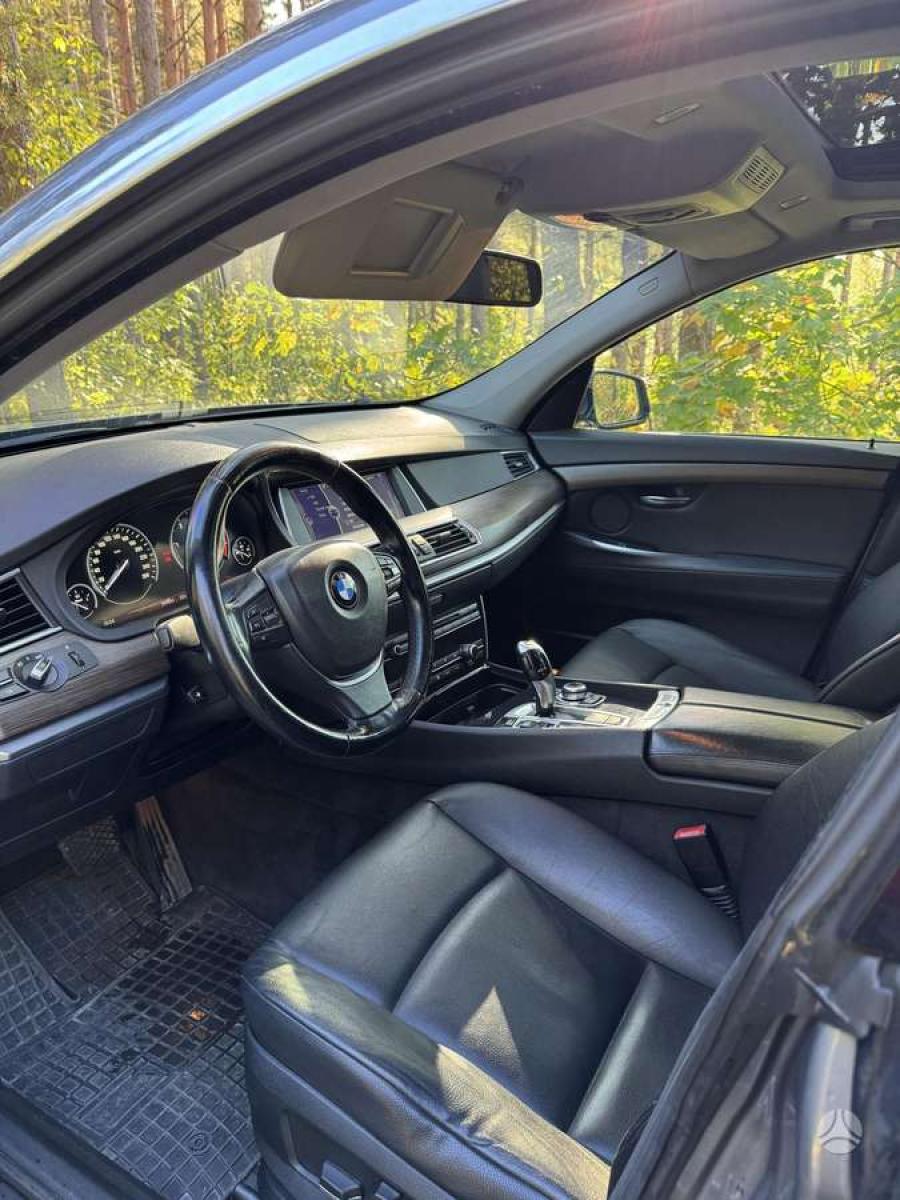 Grey BMW 530 Gran Turismo 2010 in Vilnius, with an engine capacity of 2.99 L and mileage of 312 thousand km for 8550 €, photo 5 on AUTOMOTO.COM.LV