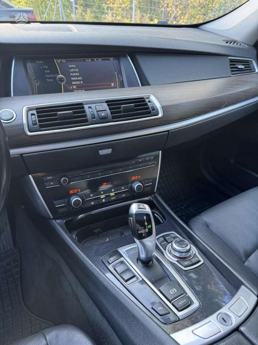Grey BMW 530 Gran Turismo 2010 in Vilnius, with an engine capacity of 2.99 L and mileage of 312 thousand km for 8550 €, photo 6 on AUTOMOTO.COM.LV