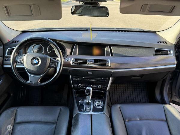 Pelēks BMW 530 Gran Turismo 2010 Viļņa, ar dzinēja tilpumu 2.99 L un nobraukumu 312 tūkst. km par 8550 €, foto 9 vietnē AUTOMOTO.COM.LV
