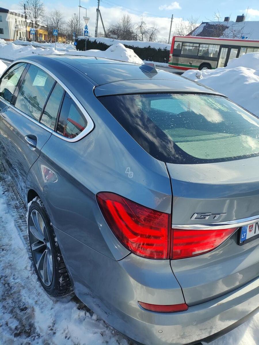 Grey BMW 530 Gran Turismo 2010 in Kretinga, with an engine capacity of 3.00 L and mileage of 480 thousand km for 7000 €, photo 3 on AUTOMOTO.COM.LV