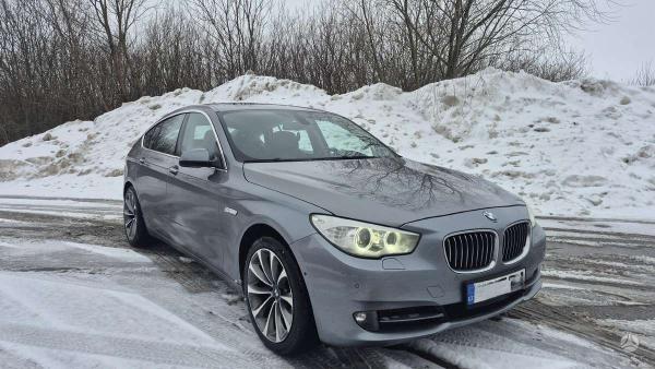 Grey BMW 530 Gran Turismo 2010 in Klaipeda, with an engine capacity of 2.99 L and mileage of 286 thousand km for 6999 €, photo 8 on AUTOMOTO.COM.LV