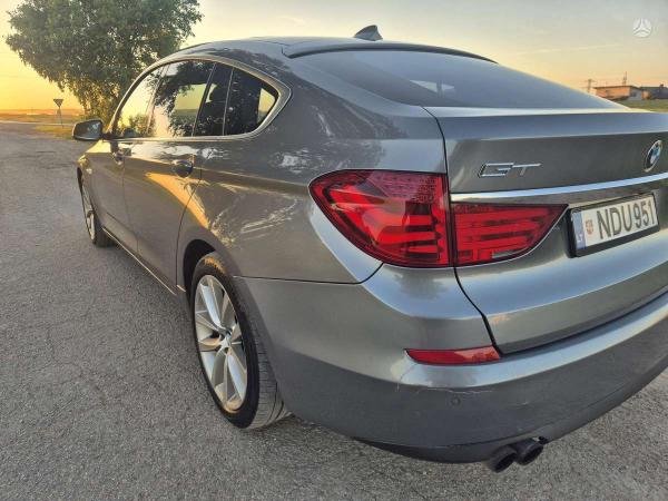 Pelēks BMW 530 Gran Turismo 2010 Kauņa, ar dzinēja tilpumu 2.99 L un nobraukumu 410 tūkst. km par 6500 €, foto 9 vietnē AUTOMOTO.COM.LV