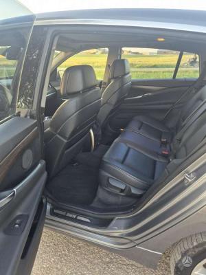 Pelēks BMW 530 Gran Turismo 2010 Kauņa, ar dzinēja tilpumu 2.99 L un nobraukumu 410 tūkst. km par 6500 €, foto 12 vietnē AUTOMOTO.COM.LV