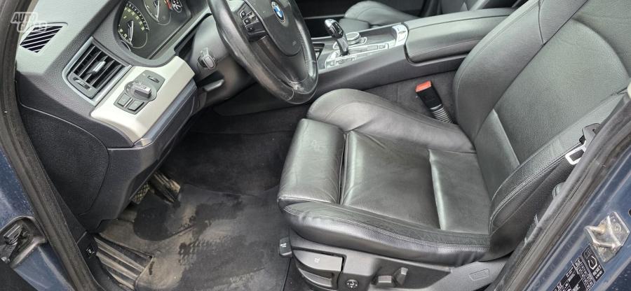 Pelēks BMW 530 Gran Turismo 2010 Tauragė, ar dzinēja tilpumu 3.00 L un nobraukumu 333 tūkst. km par 9500 €, foto 7 vietnē AUTOMOTO.COM.LV
