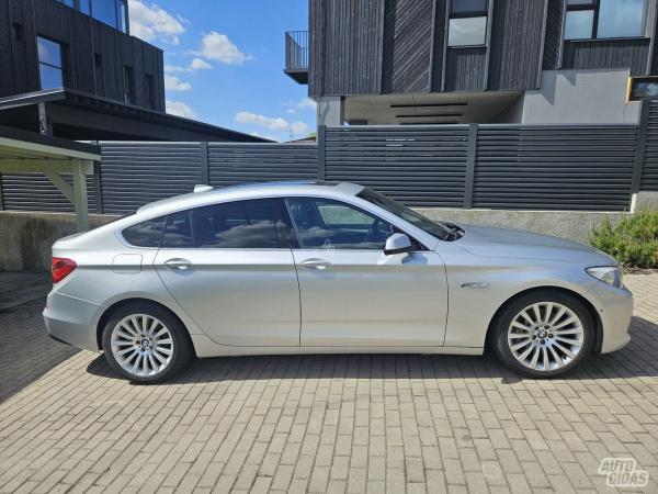 Grey BMW 530 Gran Turismo 2010 in Kaunas, with an engine capacity of 3.00 L and mileage of 333 thousand km for 9000 €, photo 1 on AUTOMOTO.COM.LV