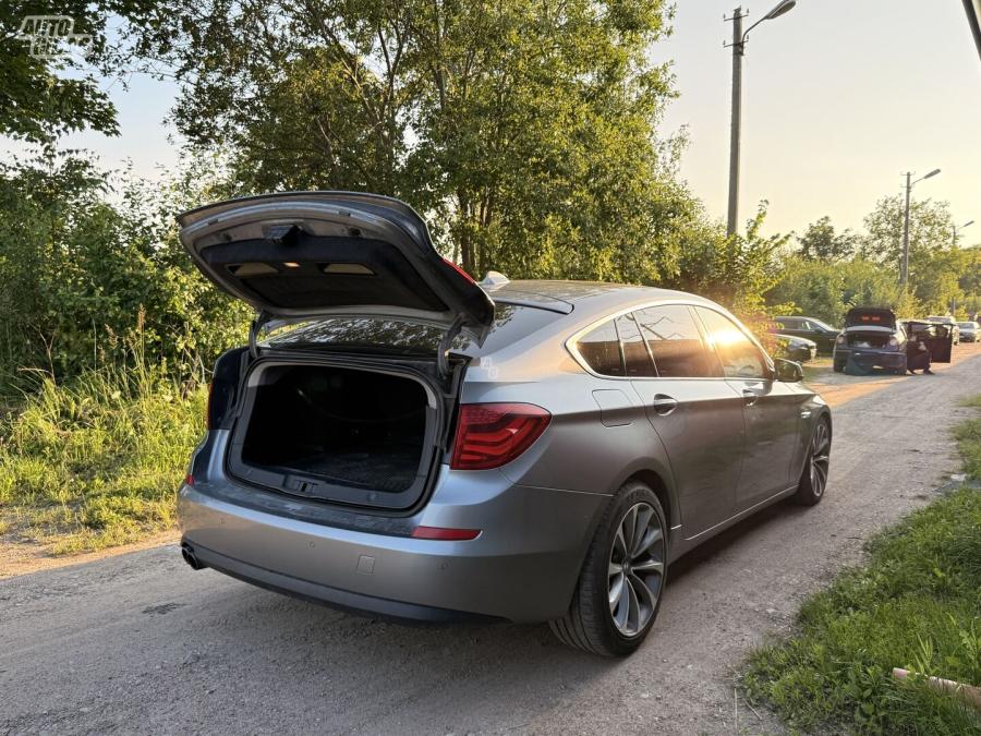 Pelēks BMW 530 Gran Turismo 2010 Klaipėda, ar dzinēja tilpumu 3.00 L un nobraukumu 488 tūkst. km par 4900 €, foto 10 vietnē AUTOMOTO.COM.LV