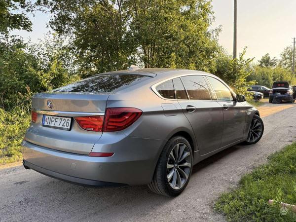 Grey BMW 530 Gran Turismo 2010 in Klaipeda, with an engine capacity of 2.99 L and mileage of 488 thousand km for 4700 €, photo 3 on AUTOMOTO.COM.LV