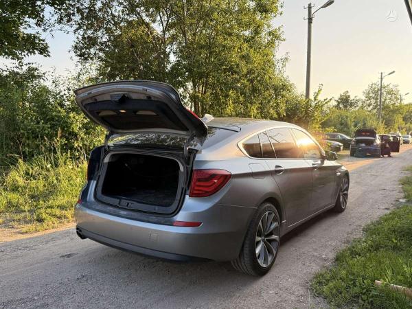 Grey BMW 530 Gran Turismo 2010 in Klaipeda, with an engine capacity of 2.99 L and mileage of 488 thousand km for 4700 €, photo 9 on AUTOMOTO.COM.LV