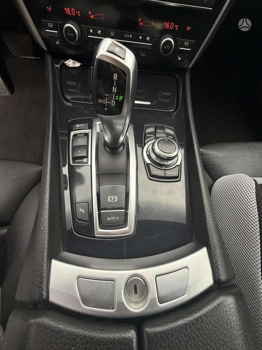 Grey BMW 530 Gran Turismo 2010 in Kaunas, with an engine capacity of 2.99 L and mileage of 280 thousand km for 7850 €, photo 6 on AUTOMOTO.COM.LV
