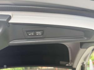 Grey BMW 530 Gran Turismo 2010 in Kaunas, with an engine capacity of 2.99 L and mileage of 280 thousand km for 7850 €, photo 12 on AUTOMOTO.COM.LV