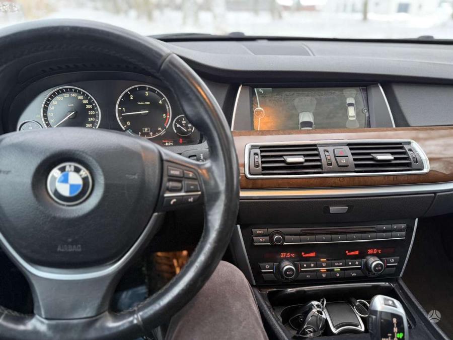 Pelēks BMW 530 Gran Turismo 2011 Tauragė, ar dzinēja tilpumu 2.99 L un nobraukumu 266 tūkst. km par 7900 €, foto 11 vietnē AUTOMOTO.COM.LV