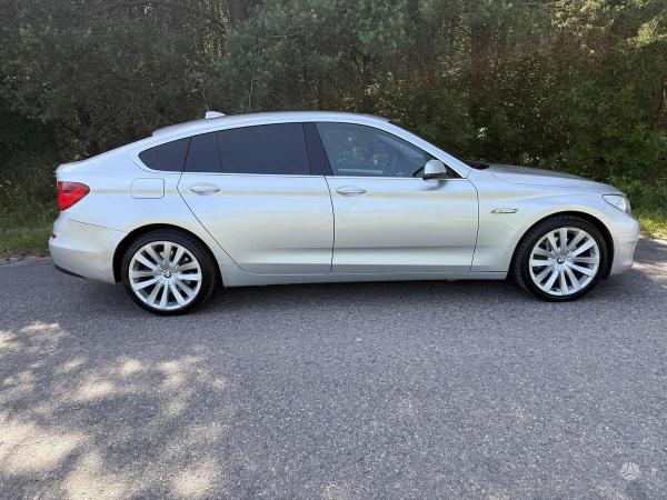 Pelēks BMW 530 Gran Turismo 2011 Kėdainiai, ar dzinēja tilpumu 2.99 L un nobraukumu 412 tūkst. km par 8500 €, foto 1 vietnē AUTOMOTO.COM.LV