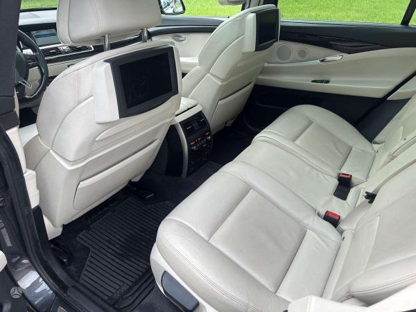Pelēks BMW 530 Gran Turismo 2012 Marijampole, ar dzinēja tilpumu 3.00 L un nobraukumu 359 tūkst. km par 10800 €, foto 9 vietnē AUTOMOTO.COM.LV