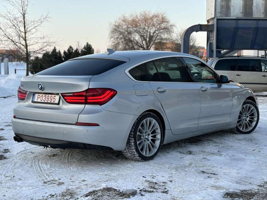 Grey BMW 530 Gran Turismo 2013 in Ukmerge, with an engine capacity of 2.99 L and mileage of 280 thousand km for 7700 €, photo 6 on AUTOMOTO.COM.LV