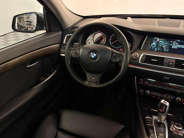 Pelēks BMW 530 Gran Turismo 2013 Marijampole, ar dzinēja tilpumu 2.99 L un nobraukumu 201 tūkst. km par 9650 €, foto 7 vietnē AUTOMOTO.COM.LV