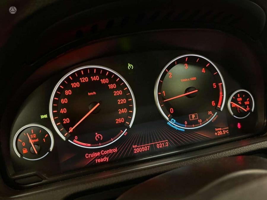 Серый БМВ 530 Gran Turismo 2013 в Мариямполе, объемом двигателя 2.99 л и пробегом 201 тыс. км за 9650 €, фото 19 на AUTOMOTO.COM.LV