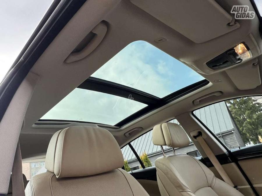 Grey BMW 530 Gran Turismo 2014 in Kedainiai, with an engine capacity of 3.00 L and mileage of 255 thousand km for 9950 €, photo 24 on AUTOMOTO.COM.LV