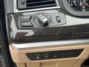 Grey BMW 530 Gran Turismo 2014 in Kedainiai, with an engine capacity of 3.00 L and mileage of 255 thousand km for 9950 €, photo 21 on AUTOMOTO.COM.LV