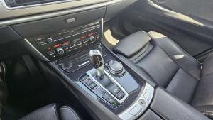 Grey BMW 530 Gran Turismo 2014 in Prienai, with an engine capacity of 2.99 L and mileage of 188 thousand km for 12699 €, photo 17 on AUTOMOTO.COM.LV