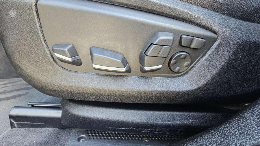 Grey BMW 530 Gran Turismo 2014 in Prienai, with an engine capacity of 2.99 L and mileage of 188 thousand km for 12699 €, photo 24 on AUTOMOTO.COM.LV