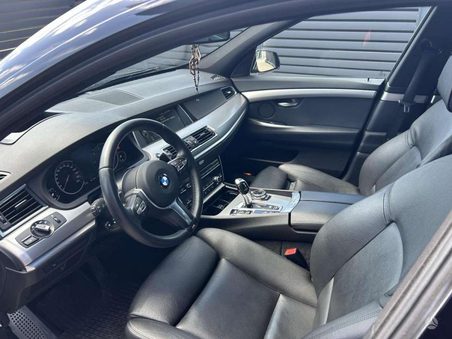 Pelēks BMW 530 Gran Turismo 2014 Kauņa, ar dzinēja tilpumu 2.99 L un nobraukumu 345 tūkst. km par 12500 €, foto 12 vietnē AUTOMOTO.COM.LV
