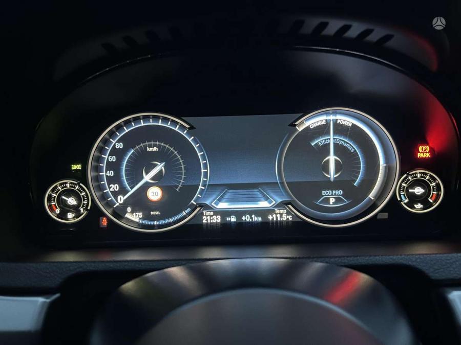 Pelēks BMW 530 Gran Turismo 2014 Kauņa, ar dzinēja tilpumu 2.99 L un nobraukumu 345 tūkst. km par 12500 €, foto 21 vietnē AUTOMOTO.COM.LV