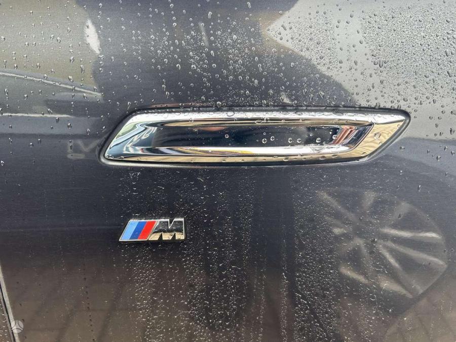 Pelēks BMW 530 Gran Turismo 2014 Kauņa, ar dzinēja tilpumu 2.99 L un nobraukumu 345 tūkst. km par 12500 €, foto 26 vietnē AUTOMOTO.COM.LV