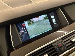 Grey BMW 530 Gran Turismo 2014 in Marijampole, with an engine capacity of 2.99 L and mileage of 267 thousand km for 13999 €, photo 5 on AUTOMOTO.COM.LV